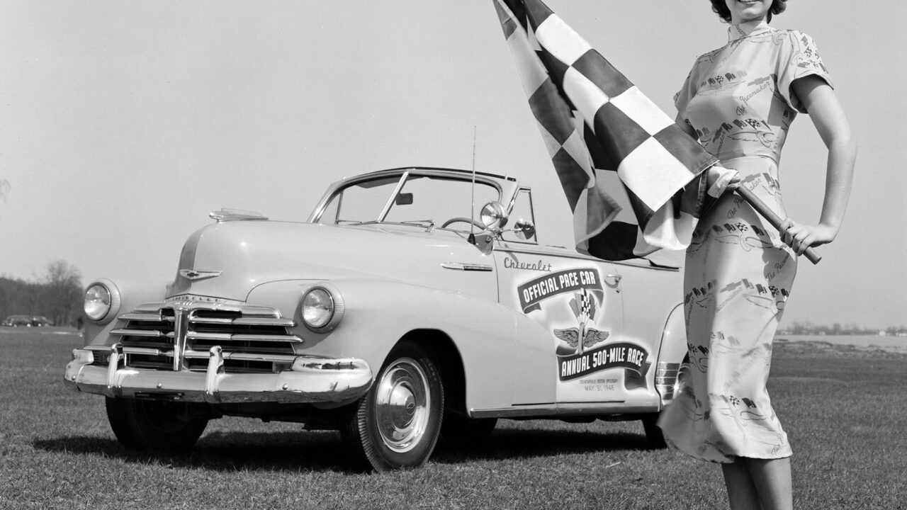 17 Historic Corvette and Camaro Pace Cars - Maynards Garage